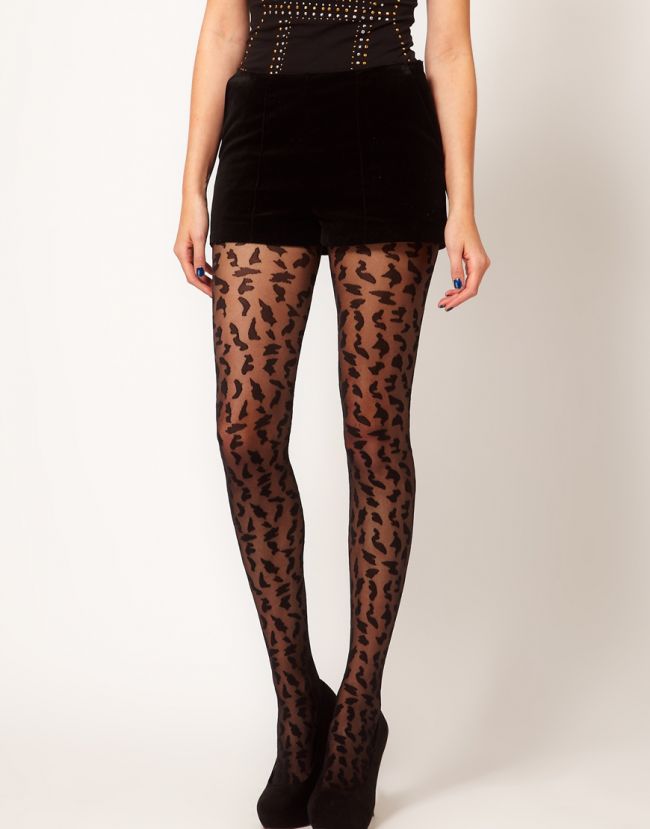 Toamna asta se poarta dresurile cu model. Iata cele mai cool modele pe ...