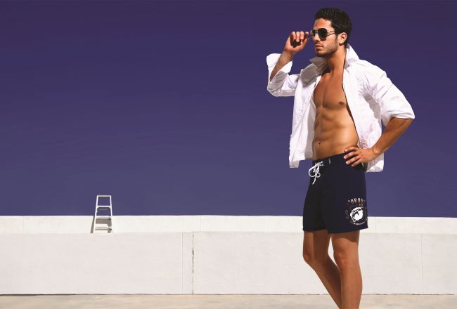 James Bond de Romania. Cine e Mario Popescu, barbatul care le-a cucerit ...