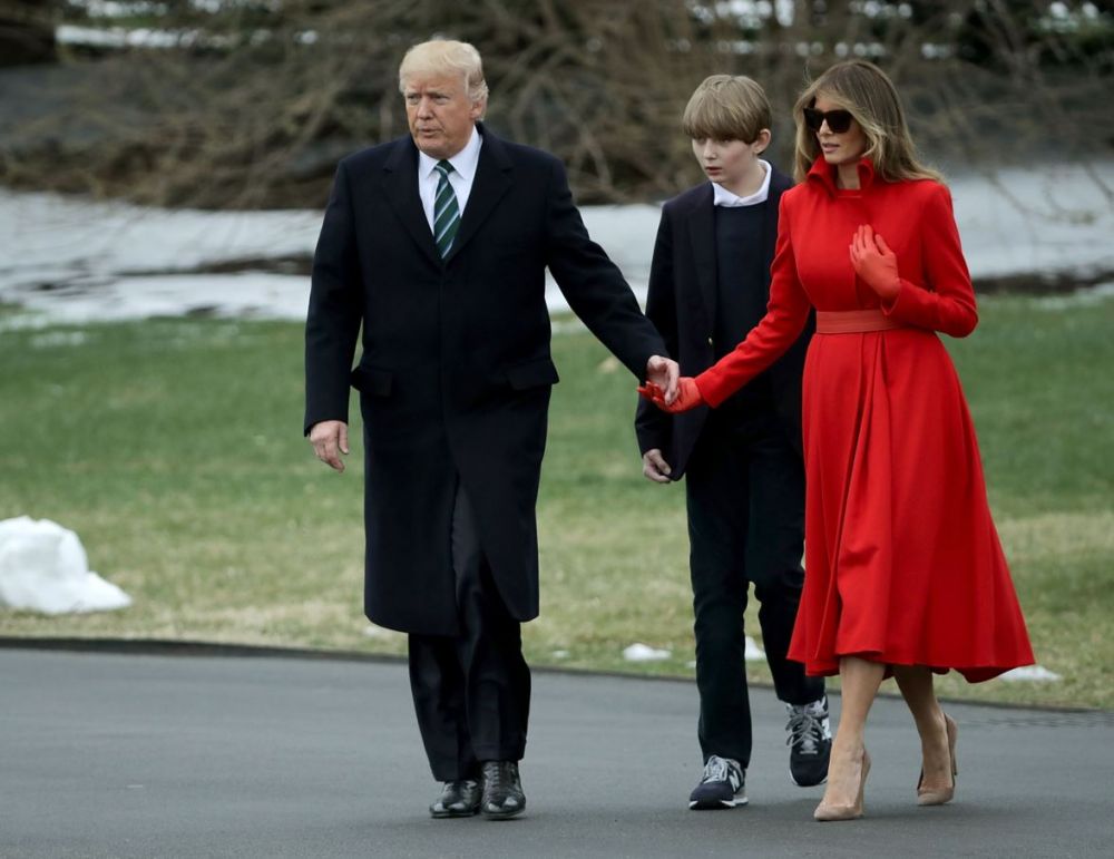 Informatii picante despre casniciile lui Trump. Cat a costat rochia de ...